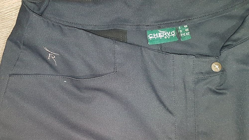 Golf Chervo Sport Bermuda Gr D40M (Gebraucht) in Gwatt (Thun) für CHF ...