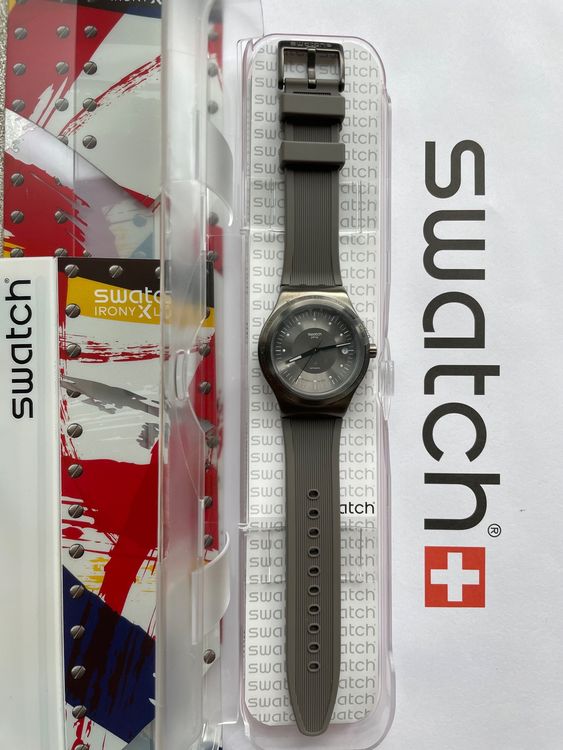 Swatch Uhr Automatic Sistem Brushed YIM400G Grey Strap | Kaufen auf Ricardo