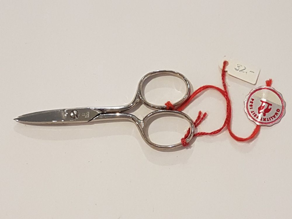 Kleine Schere Klaas Solingen (Gebraucht) in Balsthal für CHF 7 – mit ...