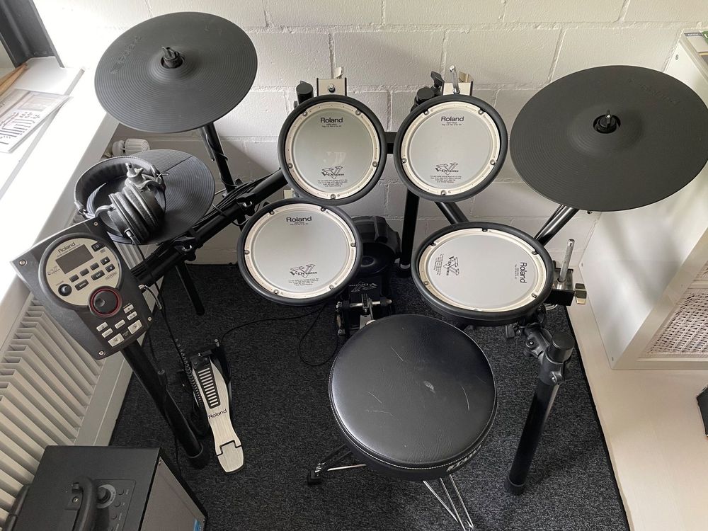 Roland e-Drum (Schlagzeug) set TD-11 | Kaufen auf Ricardo