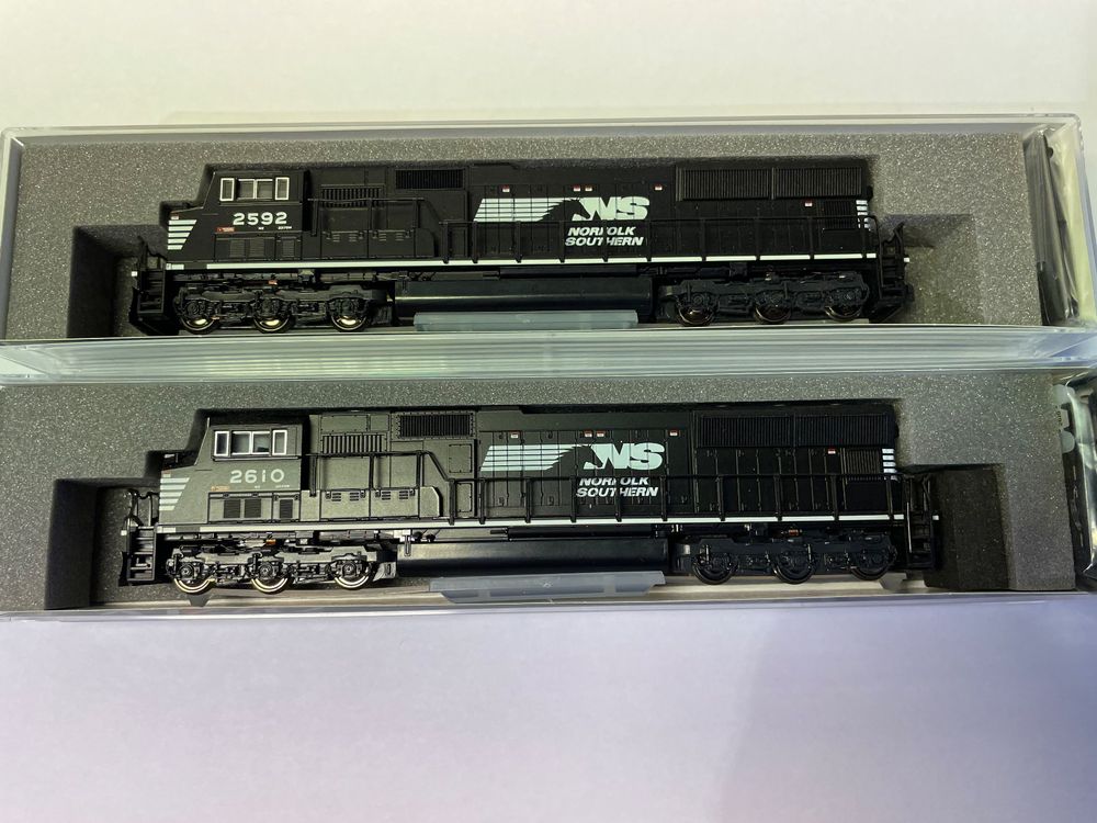 KATO USA N Zugset 2 Loks SD70M der NS und 16 Kohlewagen (Gebraucht) in Olten für CHF 300 – mit ...