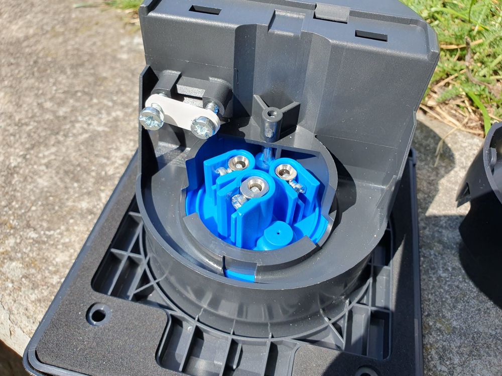 Einbau - CEE Dose für Camper / Wohnmobil - Magnetverschluss (Neu ...