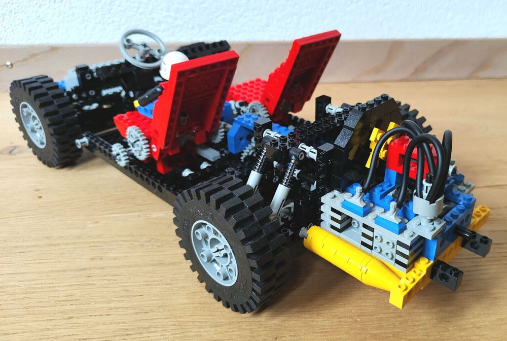 Lego Technic grosses Auto 8860 Car Chassis (Rarität) (Gebraucht) in ...