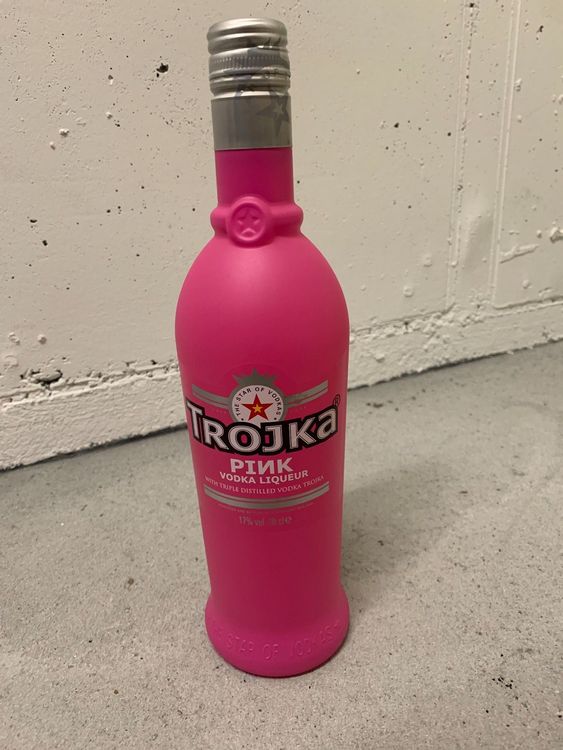 Wodka Trojka Pink (Neu und originalverpackt) in Burgdorf für CHF 12.9 ...