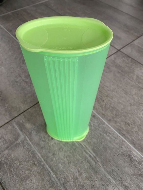 Tupperware boite à spaghetti de couleur verte (D'occasion) à Leytron ...