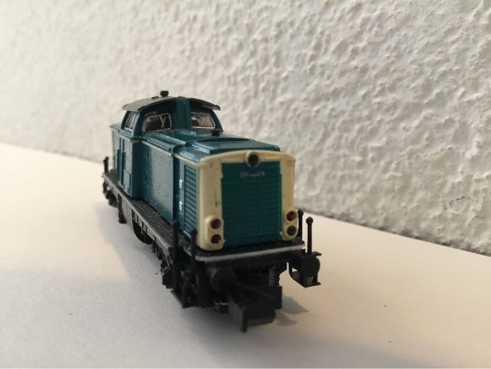 Arnold / N / Locomotive DB BR211 / Analogique (Gebraucht) in Genève für CHF 20 – mit Lieferung ...