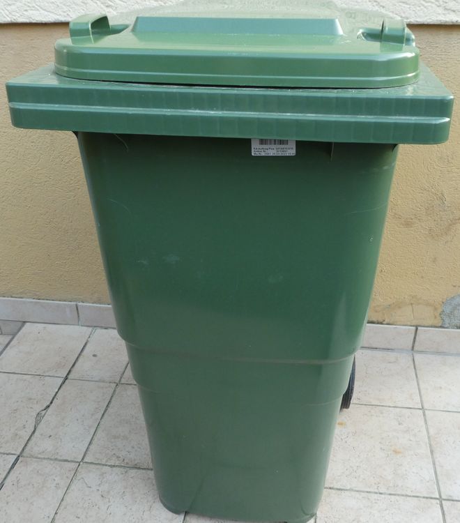 Neue Abfallbehälter/ Grüngutcontainer SULO 240l mit Räder | Kaufen auf ...