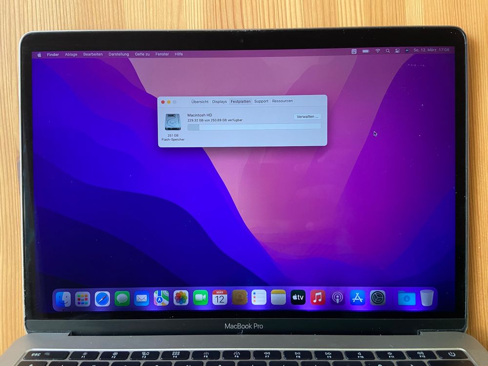 McBook Pro 13-inch 2016 (Gebraucht) in Schwerzenbach für CHF 195 – mit ...