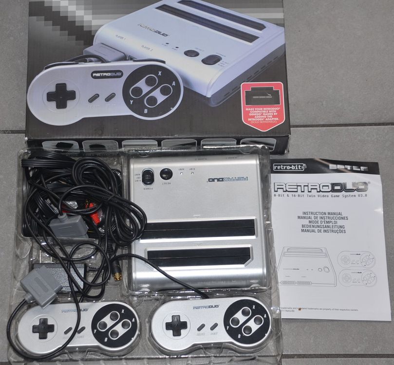 Retro-Bit Retro Duo Konsole / Console | Kaufen auf Ricardo