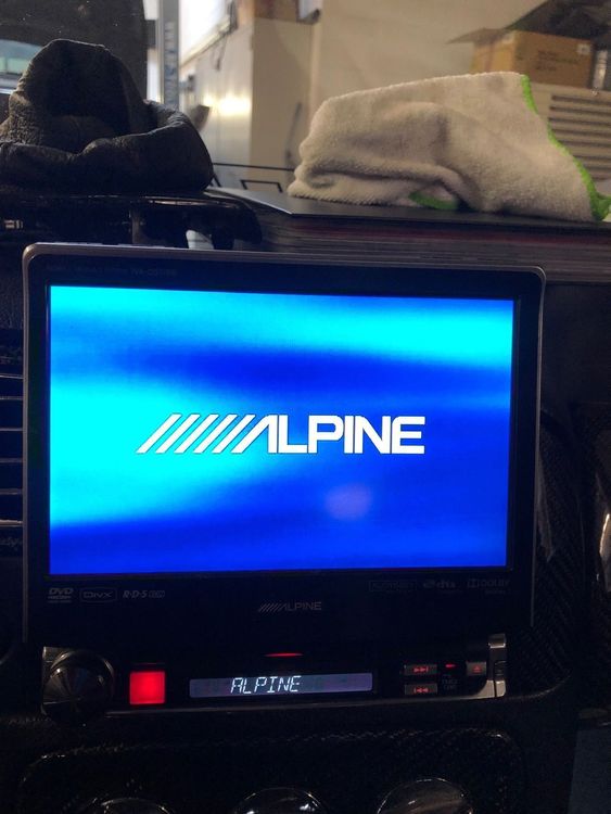 Alpine, dvd,cd, usb,aux, bluetooth (Gebraucht) in Grüningen für CHF 269 ...