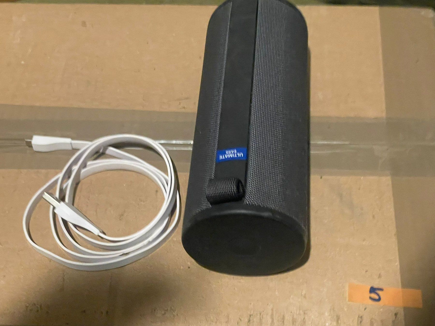 UE Boom 3 Inkl Ladekabel (Guter Zustand) (Neu (gemäss Beschreibung)) in ...