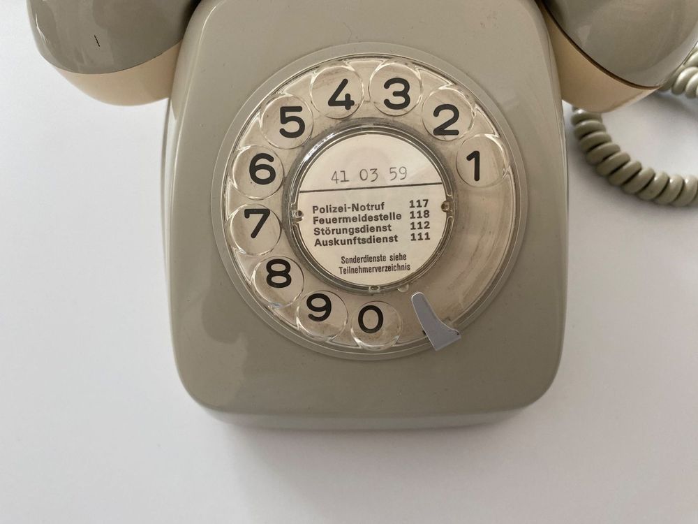 Vintage Haustelefon mit Wählscheibe PTT (Gebraucht) in für CHF 16 – mit ...
