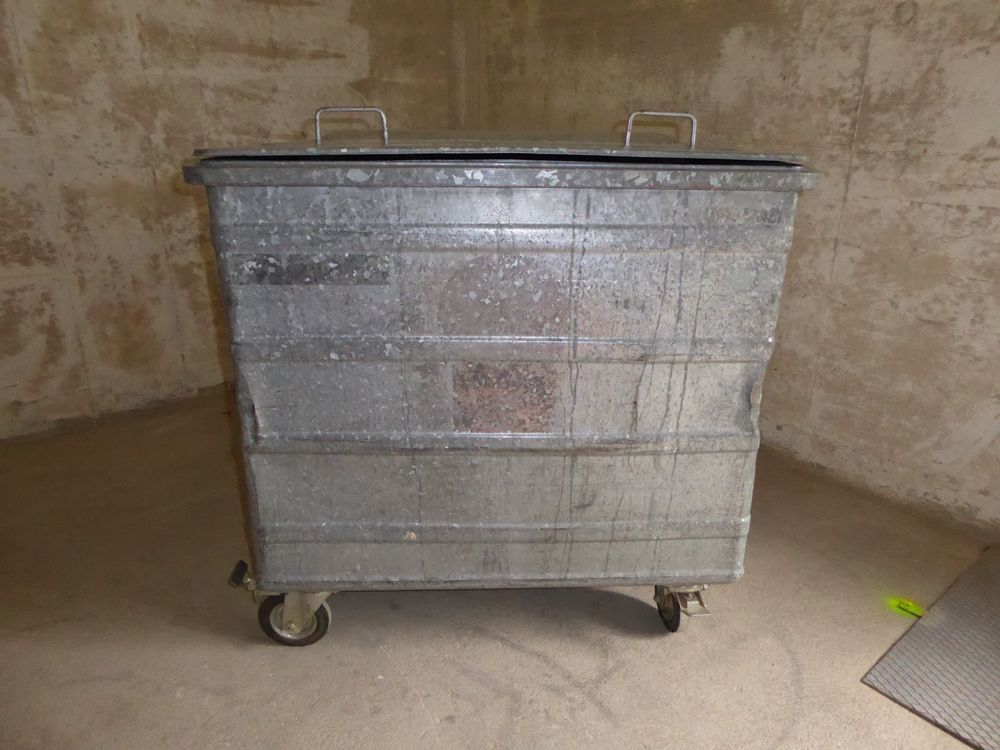 VERWO Container Kehrichtcontainer 800lt.Container für Karton (Gebraucht) in Stans für CHF 377 ...