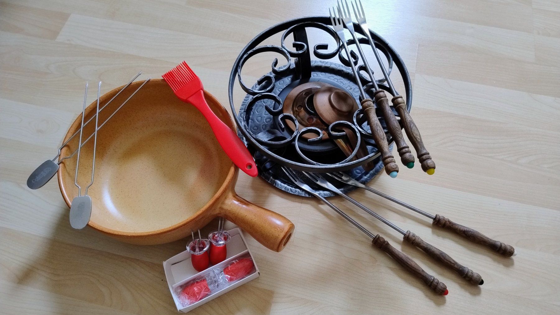 Komplettes Raclette mit Teller (D'occasion) à Chur pour CHF 30 ...