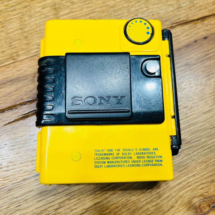 2x Sony Walkman Sports WM-35 und WM-75 (Gebraucht) in Vorderthal für ...