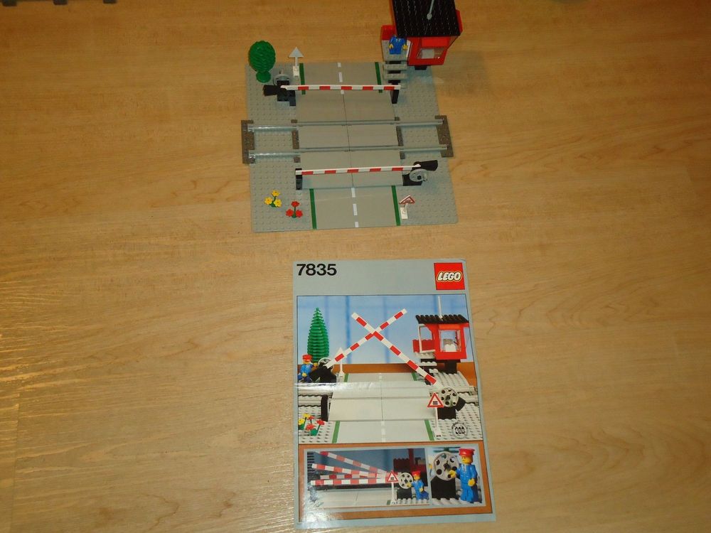 Lego 7835 Eisenbahn-Bahnübergang 1985 (Gebraucht) in Schattdorf für CHF ...