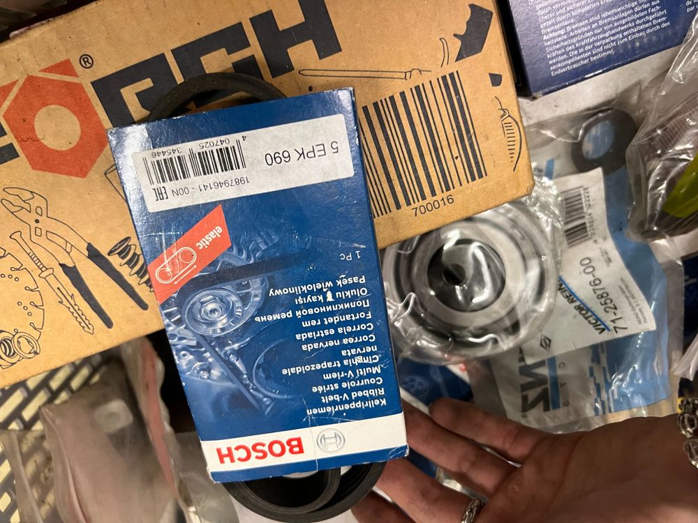 Autoteile Konvolut Bosch Mahle Sachs FAG Beru Filter (Gebraucht) in ...
