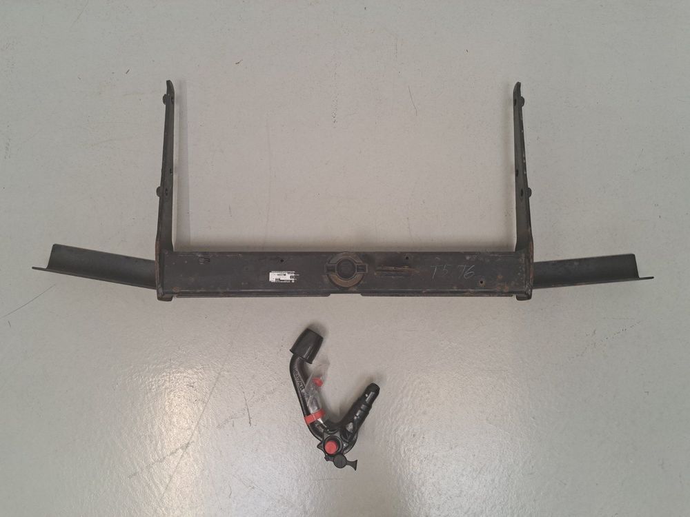 Anhängervorrichtung mit Anhängerkupplung T5/T6 7H0.803.881.C | Kaufen auf Ricardo