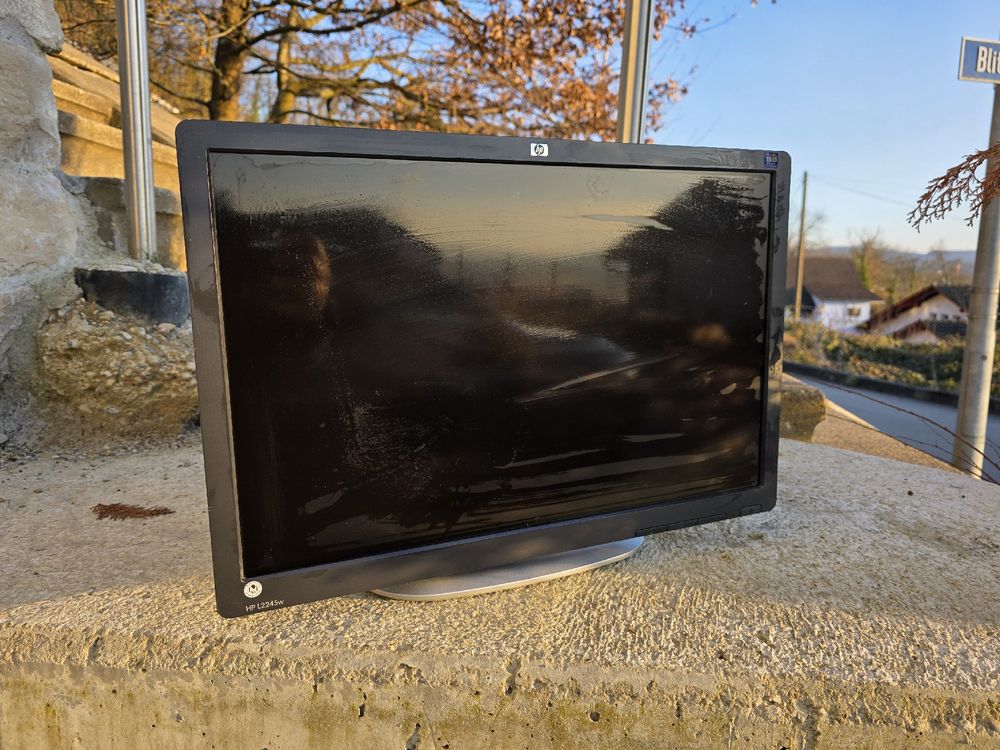 HP L2245w 22 Zoll Monitor LCD Bildschirm Occasion günstig (Gebraucht ...