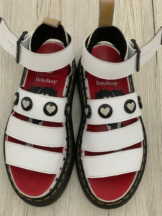 Limited Edition Doc DR. Martens Betty Boop (Gebraucht) in Giubiasco für ...
