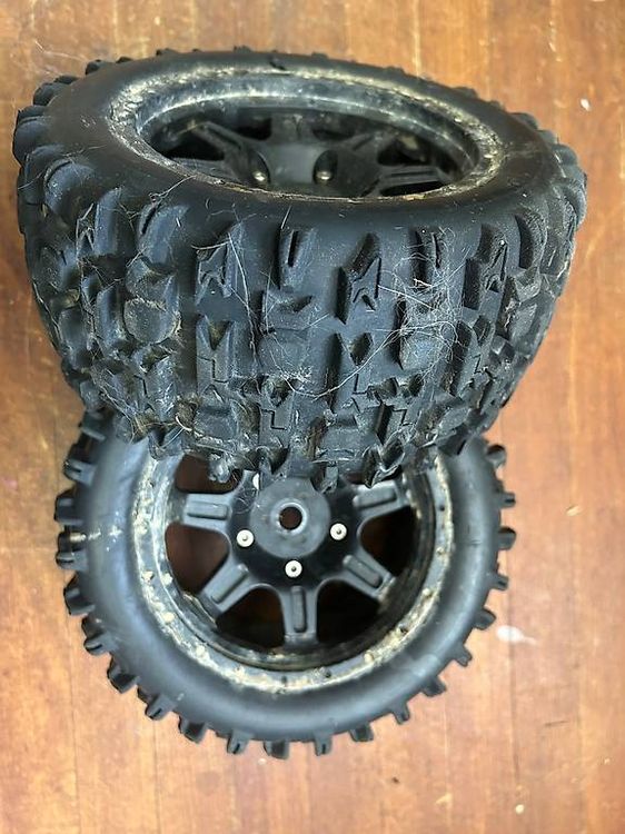 Traxxas X Maxx 8s Louise Räder (Gebraucht) in Oberlunkhofen für CHF 150 ...