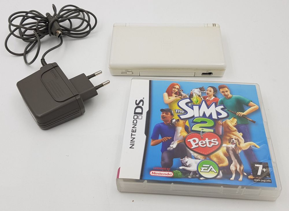 Nintendo DS Lite Blanche + 1 jeu DS SIMS 2- Game Boy Advance (Gebraucht ...