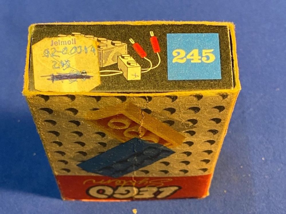 Lego 245 sehr alte Schachteln Antik mit Plan (Gebraucht) in Oberägeri ...