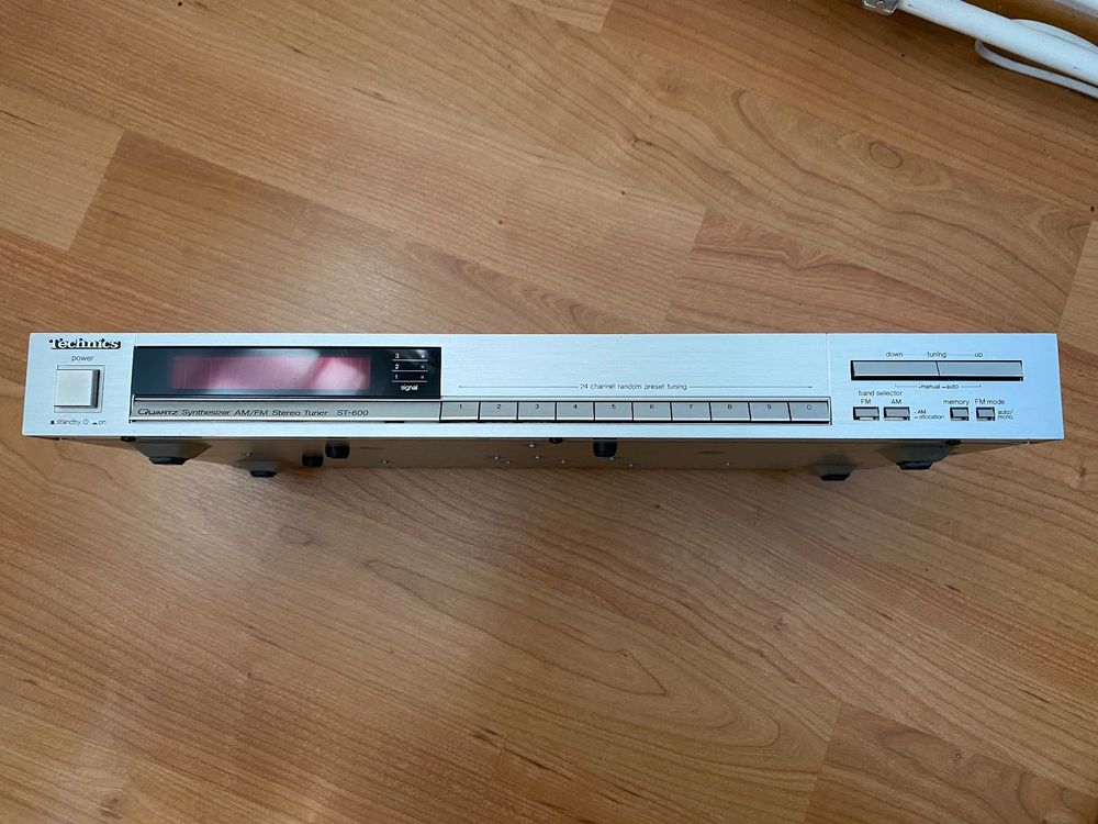 Technics - AM / FM Stereo Tuner ST-600 | Kaufen auf Ricardo