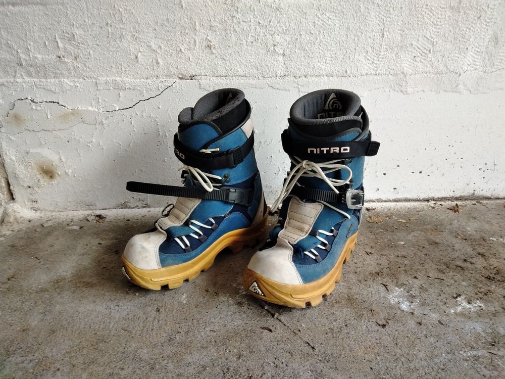 Snowboard Schuhe Nitro (Clicker) mit Bindung (Gebraucht) in Zug für CHF ...