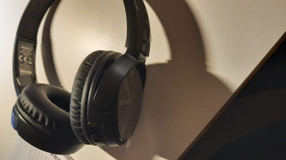 SONY Wireless Stereo Headset MDR-ZX330BT | Kaufen auf Ricardo