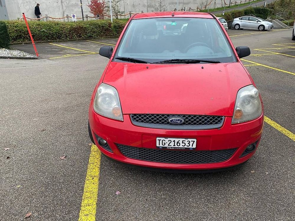 Ford Fiesta 1.6, 16V Ghia (Gebraucht) in Bischofszell für CHF 400 – nur ...