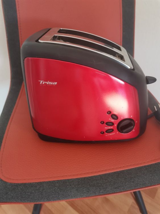 HOL Dir den Ferrari -Toaster von TRISA CH ab 1.- SFR (Gebraucht) in ...
