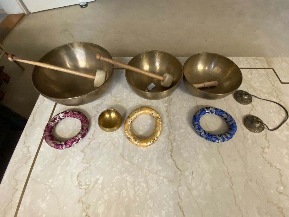 Klangschalen Set + Zimbel Tibetisch | Kaufen auf Ricardo