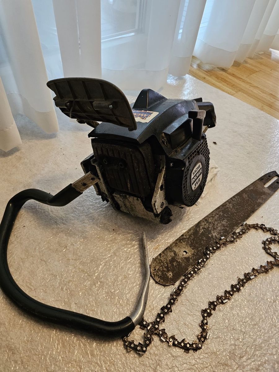 Sachs Dolmar 112 Motorsäge - Ideal für Winterholz! (Defekt) in Grenchen ...