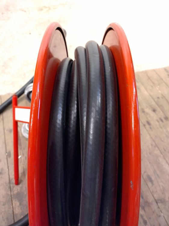 Schlauchrolle 20m Feuerlöschposten Wandhydrant Minimax 2023 (Gebraucht ...