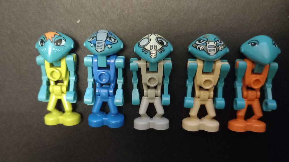 LEGO LIFE ON MARS 5 FIGURINES ALIENS (Gebraucht) in Bernex für CHF 15 ...