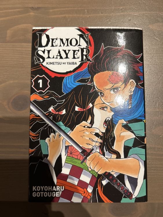manga Demon Slayer (Gebraucht) in Fribourg für CHF 5 – mit Lieferung ...
