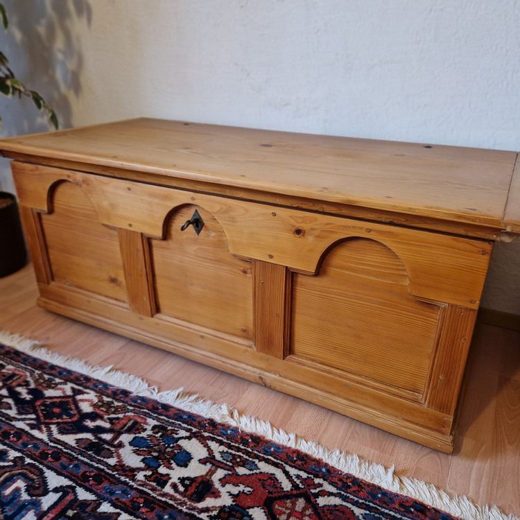 Holztruhe Standort Aathal - Seegräben (Gebraucht) in Volketswil für CHF ...