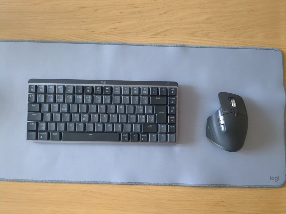 Logitech MX Mechanical, MX Master 3S und Desk Mat (Gebraucht) in Zürich ...