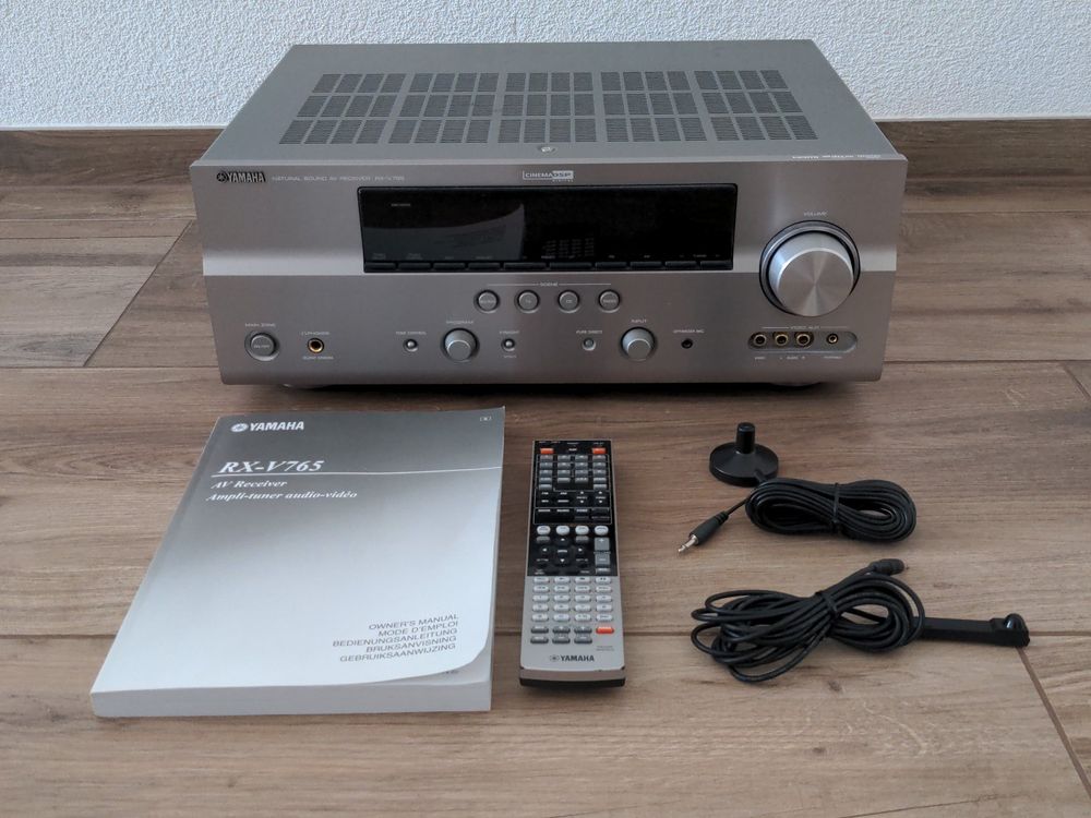 Yamaha RX-V765 AV-Receiver inklusive Ipod Dockingstation !! (Gebraucht ...