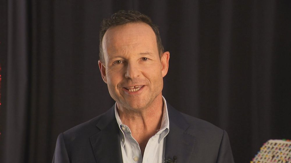 Claudio Zuccolini: 2 VIP-Tickets, Backstage-Tour & Zuccolade (Neu ...