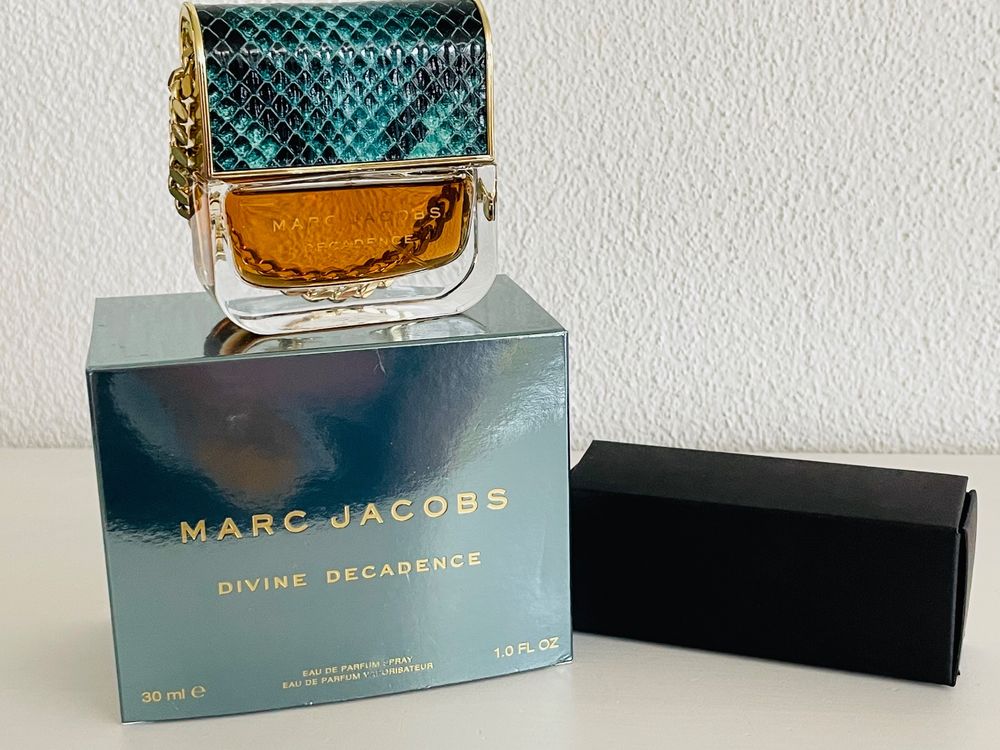 Marc Jacobs Divine Decadence Eau de Parfum 30 ml RARE | Kaufen auf Ricardo