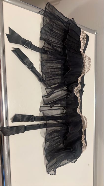 Schwarzer Strapsgürtel mit Spitze Gr. S (Neu (gemäss Beschreibung)) in ...