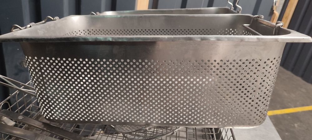 GN Sieb 1/1 (Gebraucht) in Pratteln für CHF 20 – mit Lieferung auf ...