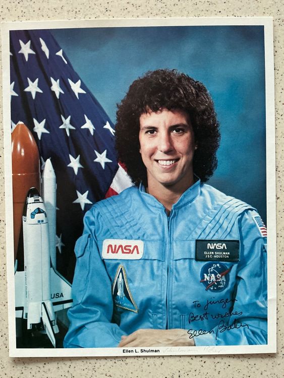 Weltraum OU Ellen Baker NASA OriginalPorträt 8*10 signiert (Gebraucht) in Oberrieden für CHF 27 ...