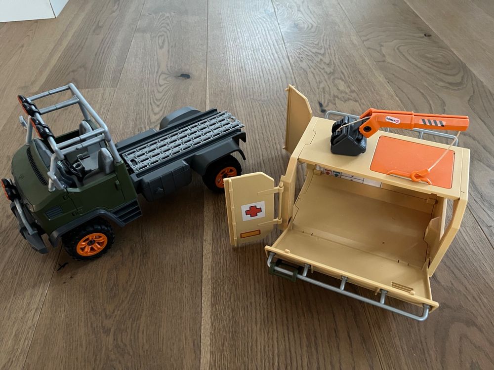 Schleich Grosser Truck und Geländewagen (Gebraucht) in Küttigen für CHF ...