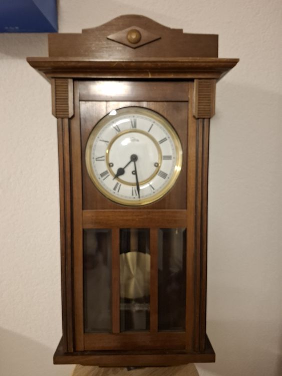 Pendule murale Selva régulateur (Defekt) in Moutier für CHF 1 – nur ...