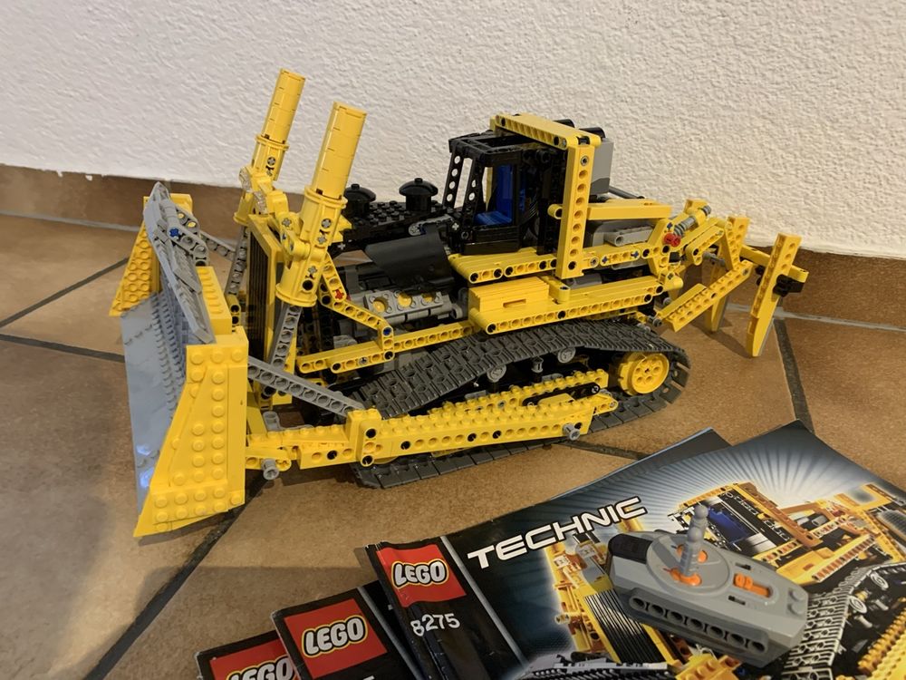 Selten ..Lego Technic Trax 8275 (Gebraucht) in Wegenstetten für CHF 130 ...