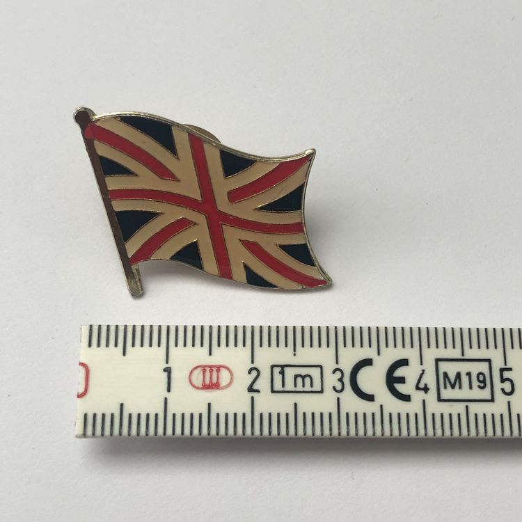 Pin Badge, Union Jack (Gebraucht) in Attelwil für CHF 1 – mit Lieferung ...