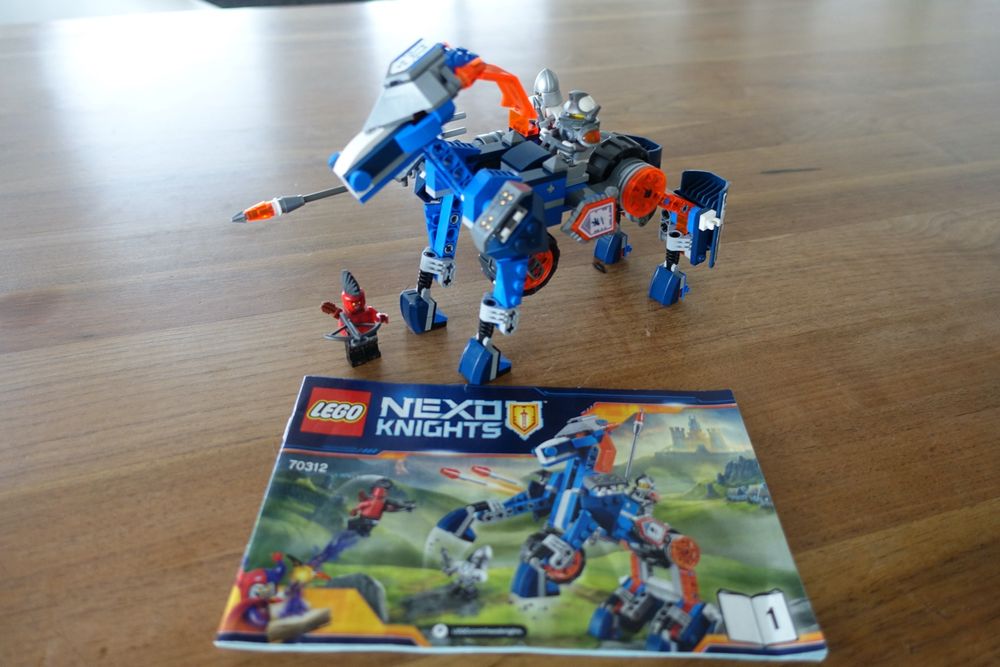 LEGO Nexo Knights 70312 Lances Robo-Pferd - komplett (Gebraucht) in Stäfa für CHF 17 – mit ...